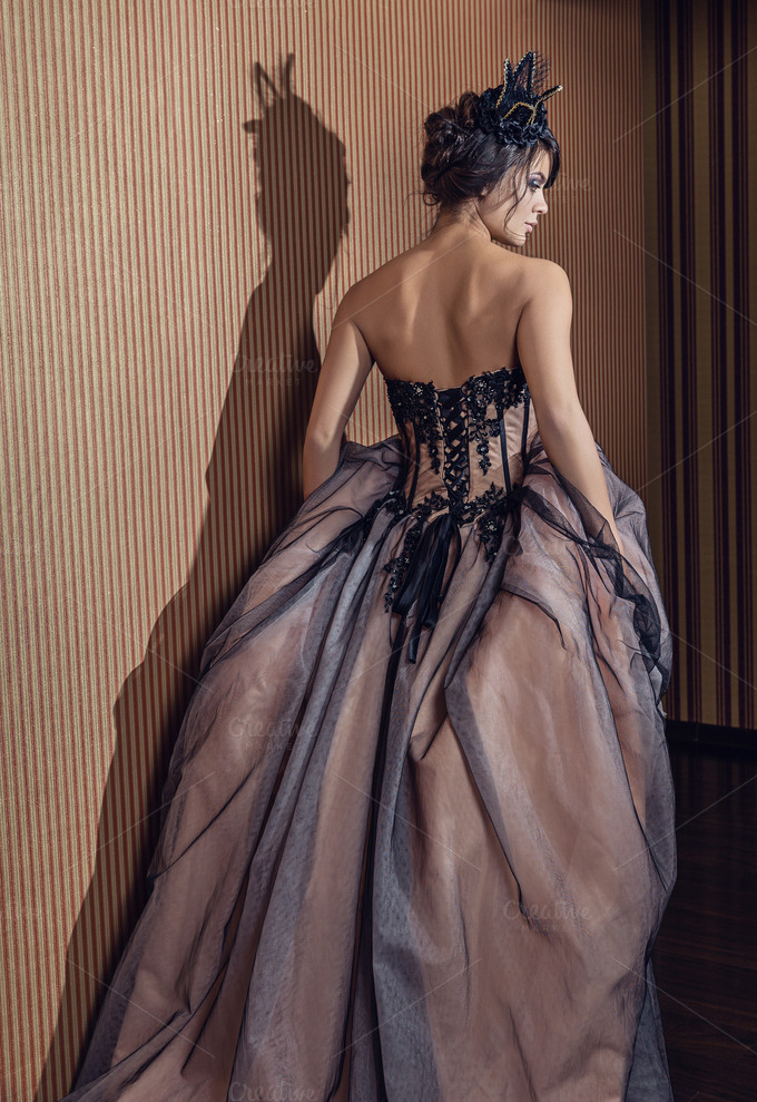 The girl in the image of a princess. ~ Beauty & Fashion Photos on ...