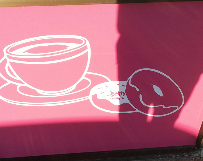 33 Epic Design Fails That Will Make You Cringe - Creative Market Blog