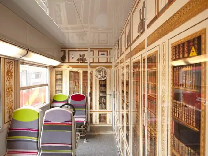 France Transforms Trains Into Immersive Museum Experiences - Creative ...